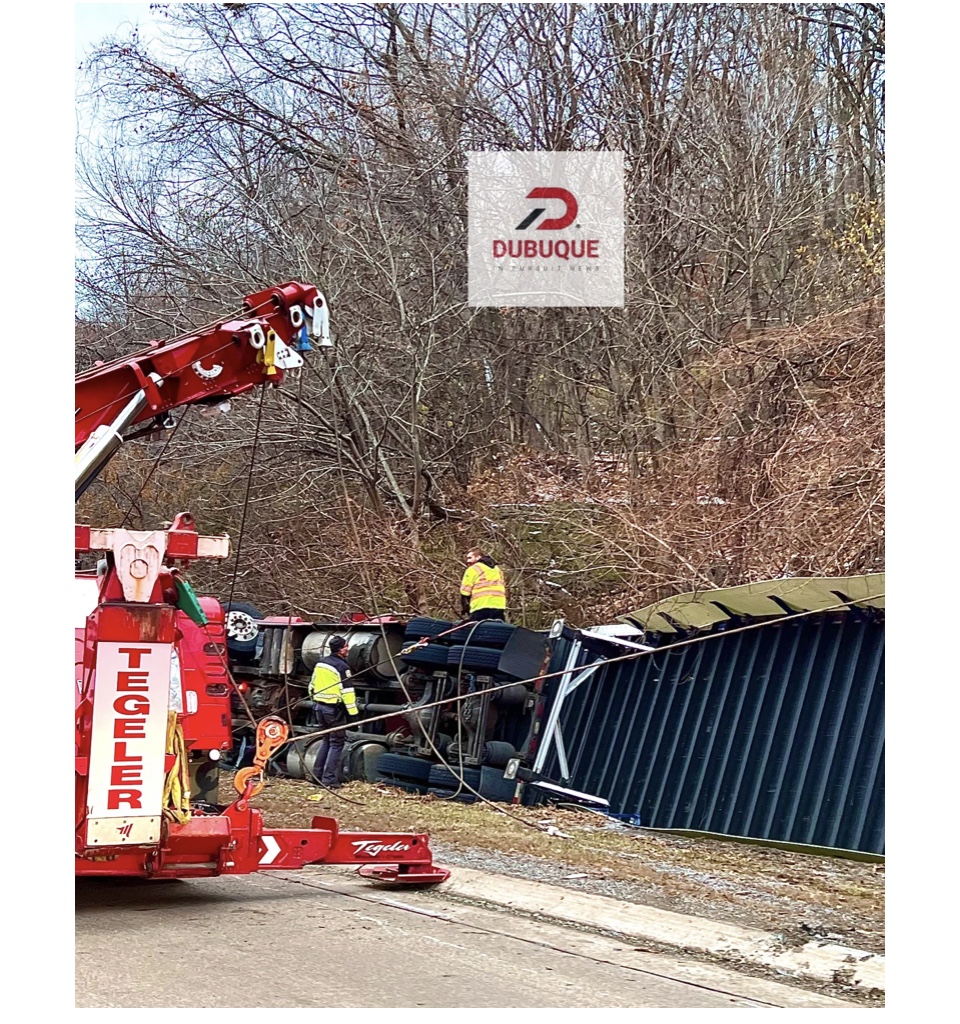 Dubuque Police Identify Driver Of Tractor Semi Rollover Thursday ...
